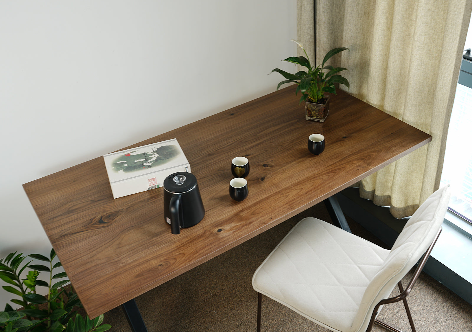 Walnut Veneer Table – The Canadian Table Company
